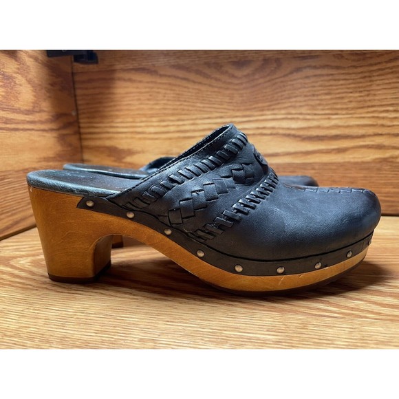 UGG | Shoes | Ugg Abbie Clog | Poshmark